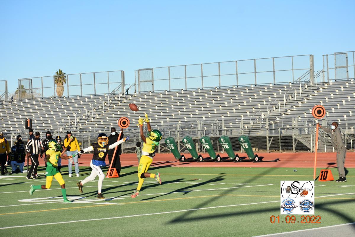 DIA_1044-Int-Ducks-10-scaled - SYFL | Snoop Youth Football League